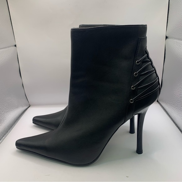 Bakers | Shoes | Vintage Leather Black Ankle Boots By Bakers B Designer ...